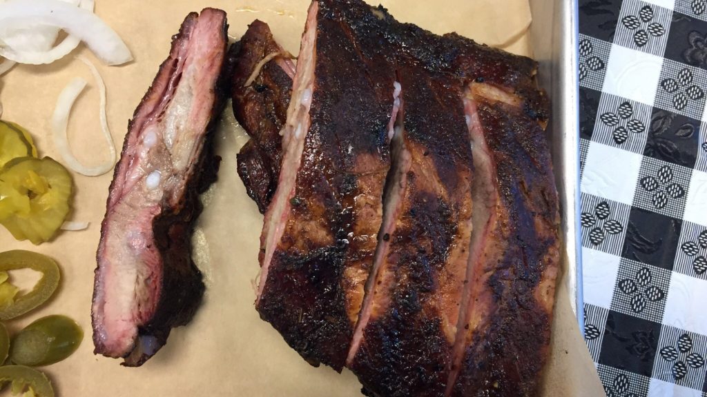 Restaurant Review: Smokin Barrel BBQ - Restaurant Hoppen