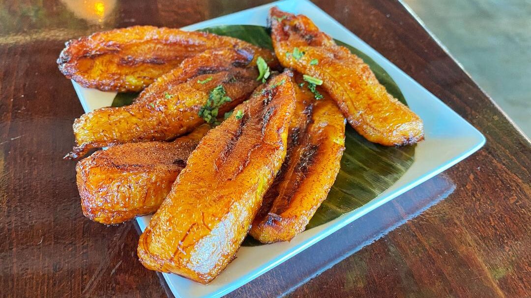 Restaurant Review: Elie's Chinchorro - Restaurant Hoppen